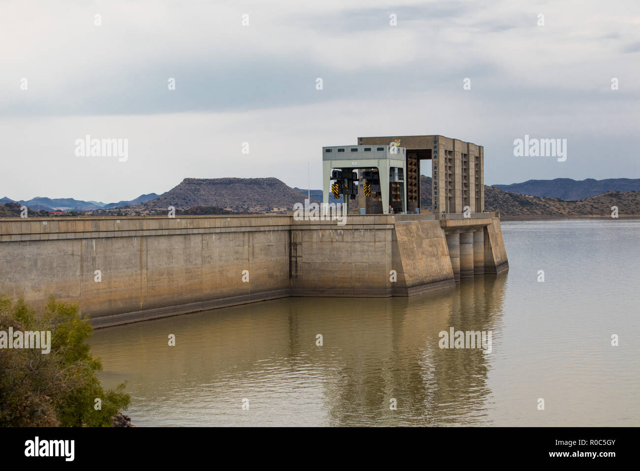 Gariep dam on the Orange river, South Africa Stock Photo - Alamy