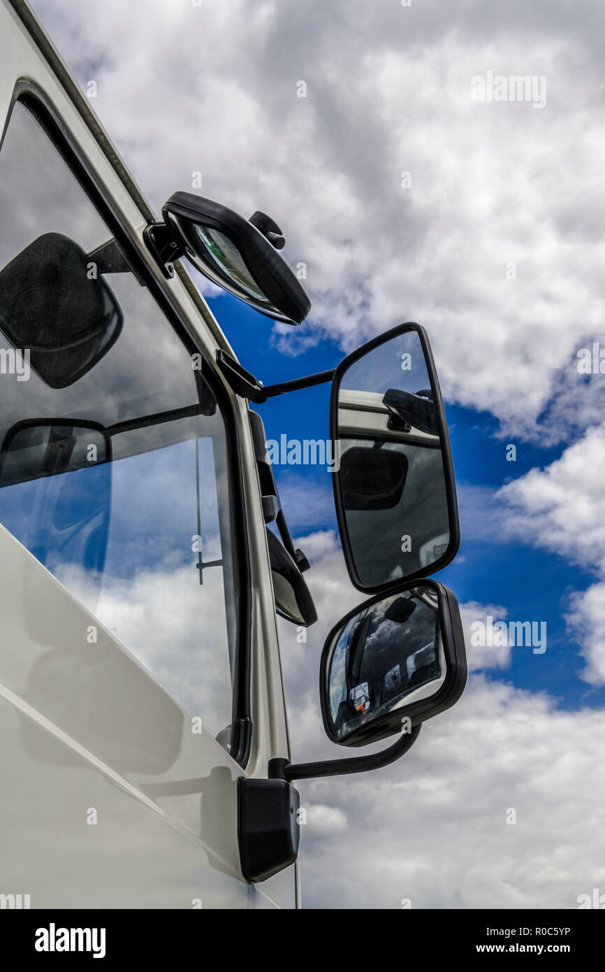 Dumper Truck Side View High Resolution Stock Photography and Images - Alamy
