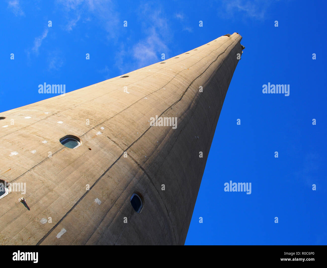 The express lift tower at northampton hi-res stock photography and ...