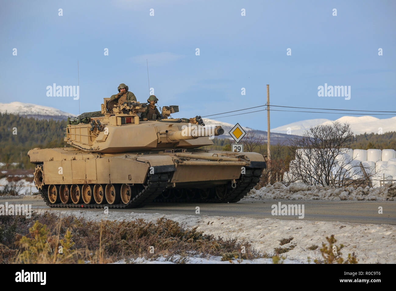 2d tanks hi-res stock photography and images - Alamy