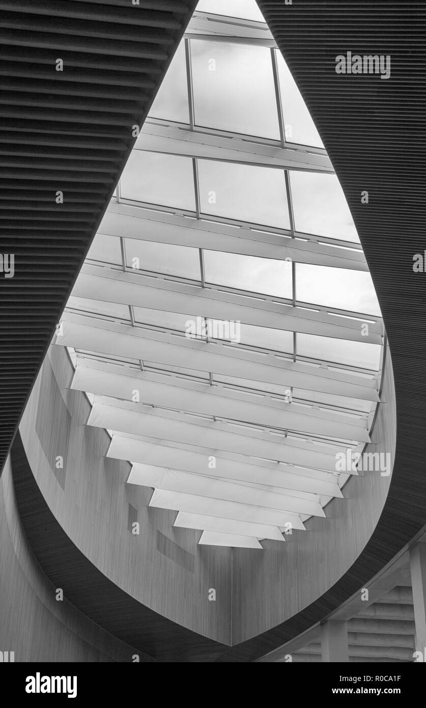 Library facade Black and White Stock Photos & Images - Alamy