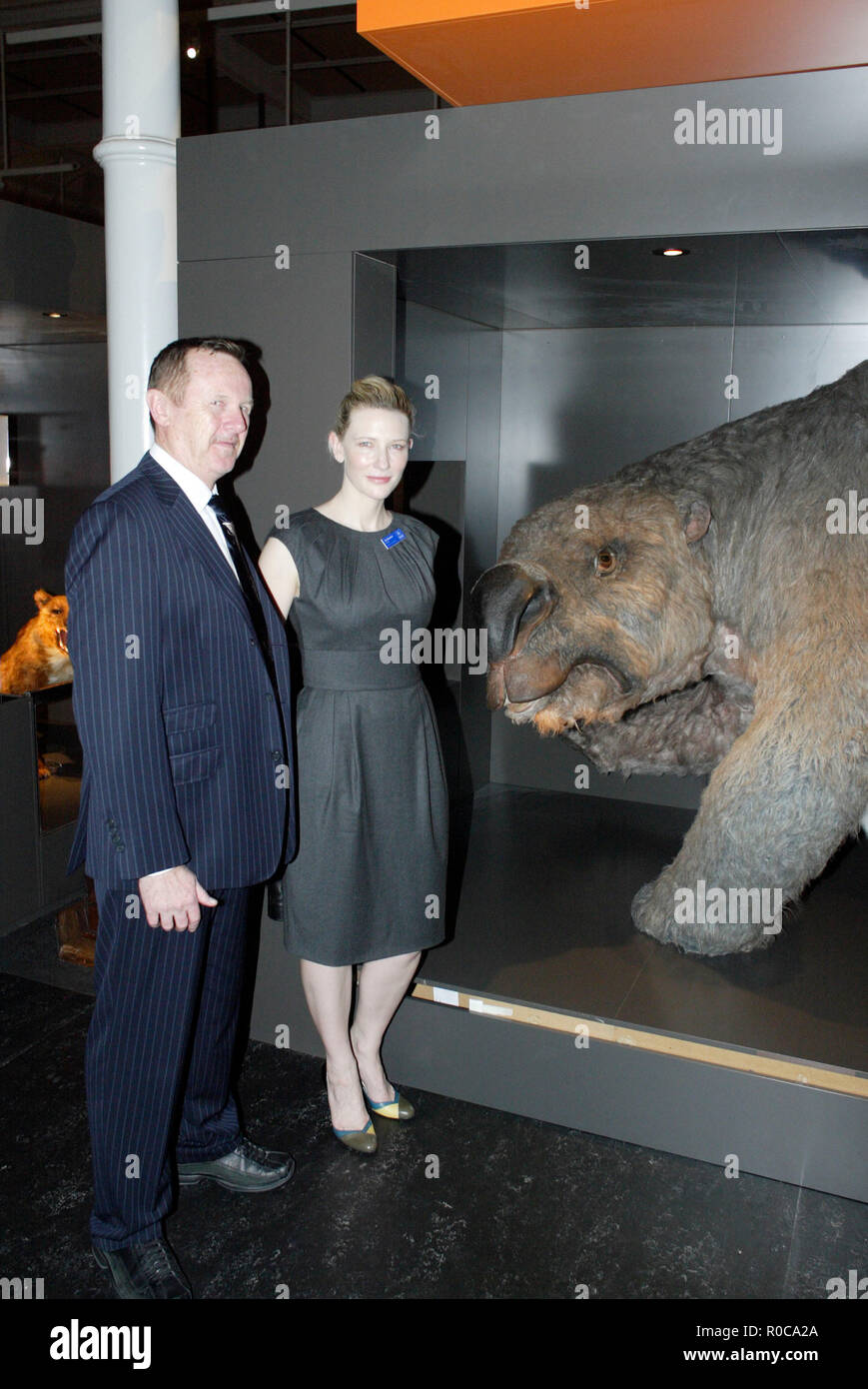 Cate Blanchett with Frank Howarth, Director of the Australian Museum ...
