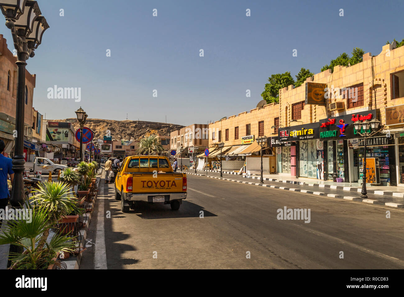 SHARM-EL-SHEIKH, EGYPT - OCTOBER 16, 2018 City streets. View of Old ...