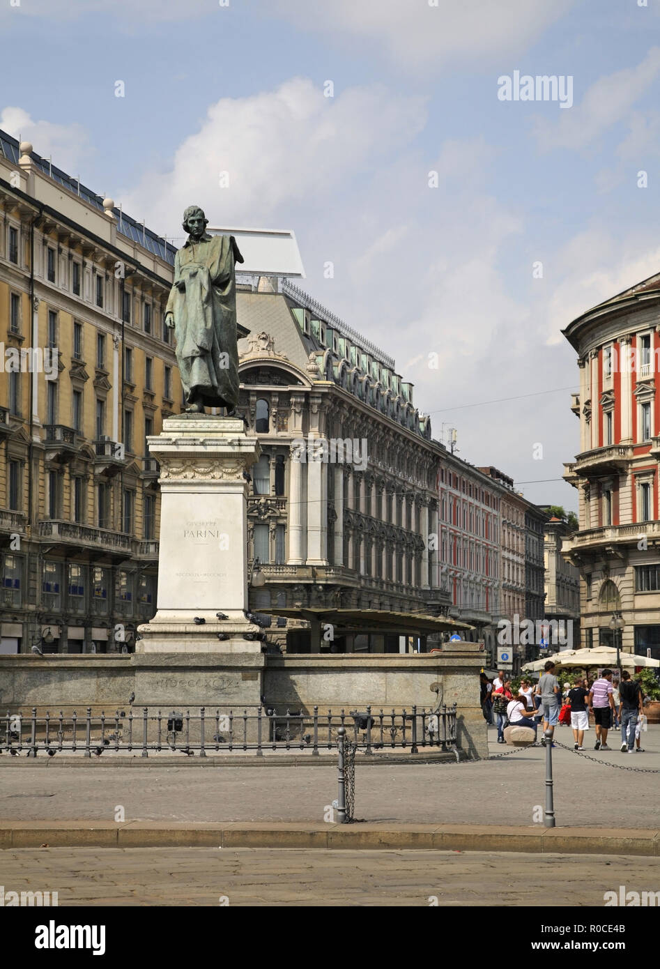 Parini milano hi-res stock photography and images - Alamy
