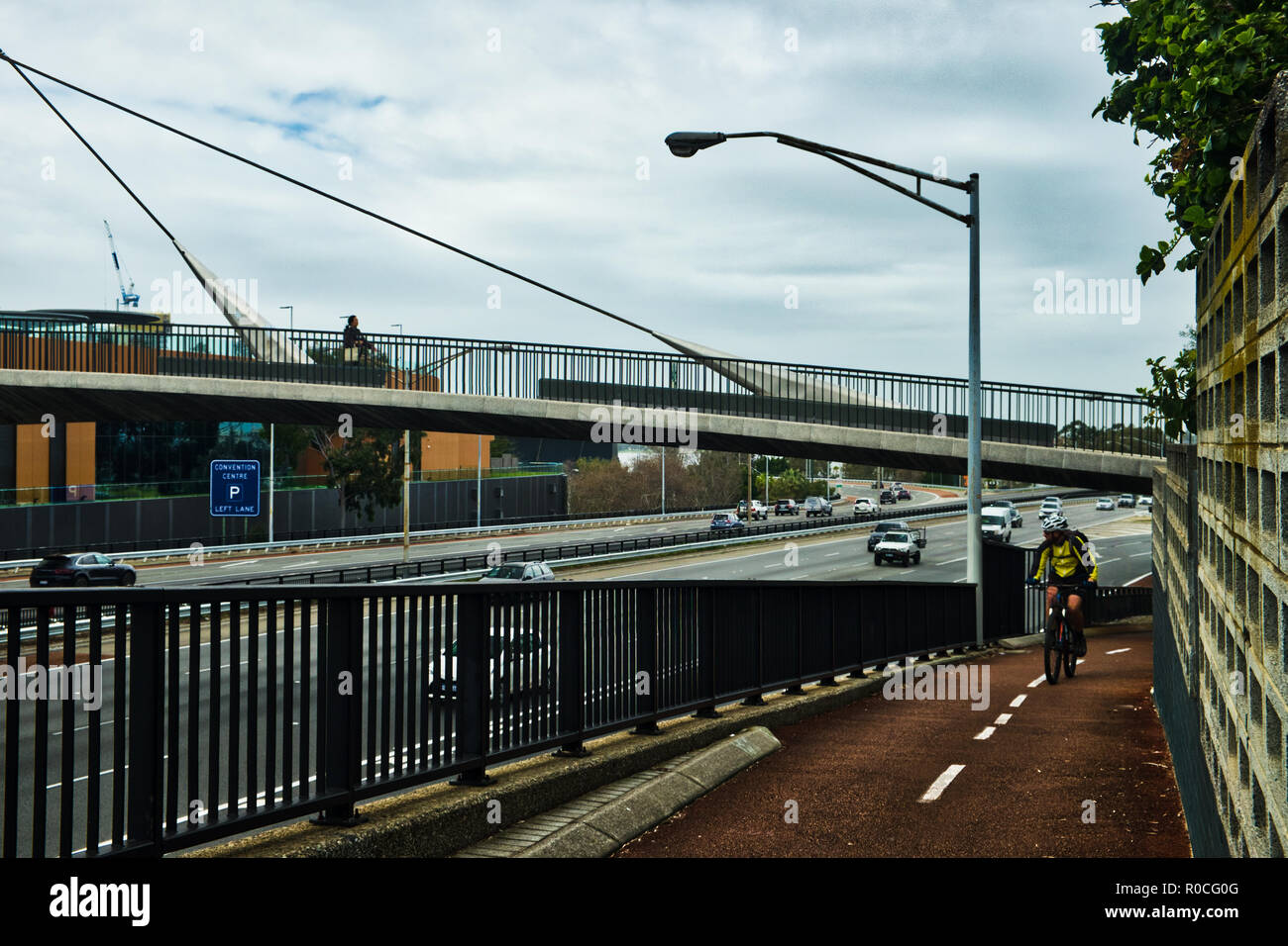 Pedestrian/cycle path beside freeway/motorway Stock Photo - Alamy