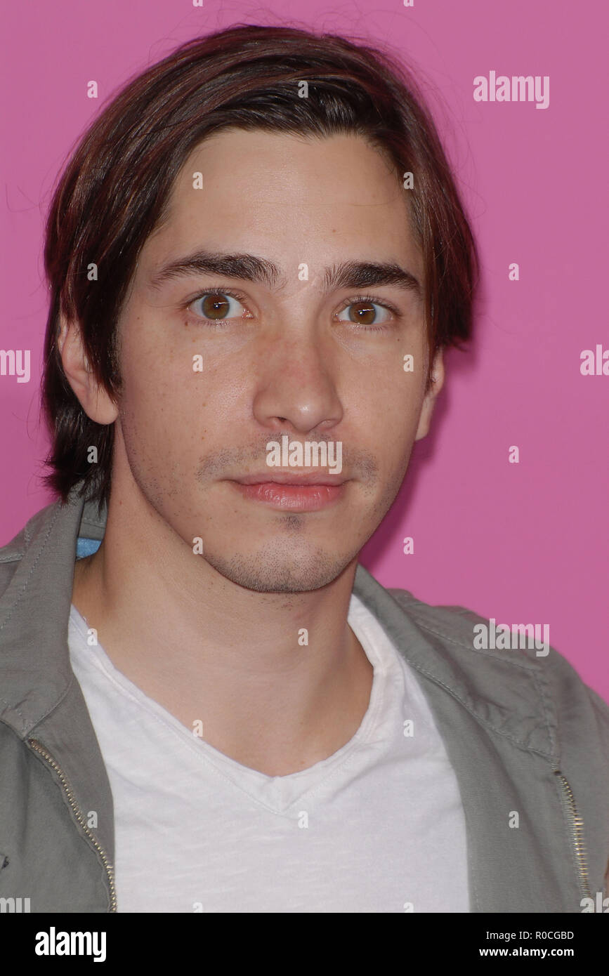 Justin Long - House Bunny Premiere at the Westwood Village Theatre in ...
