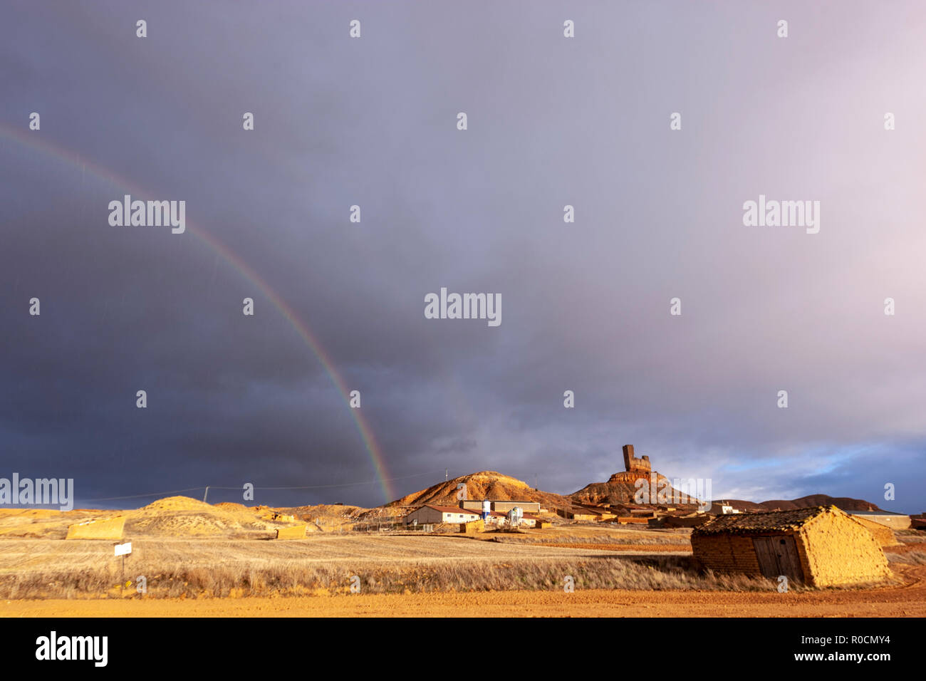Rural castilian village with a ruin castle hi-res stock photography and ...