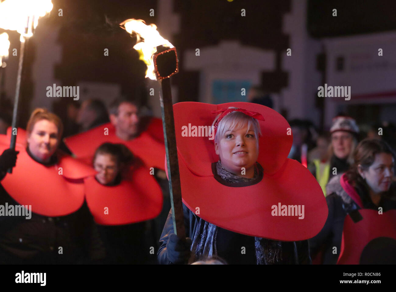 The Edenbridge Bonfire Society parade begins in Edenbridge, Kent Stock ...