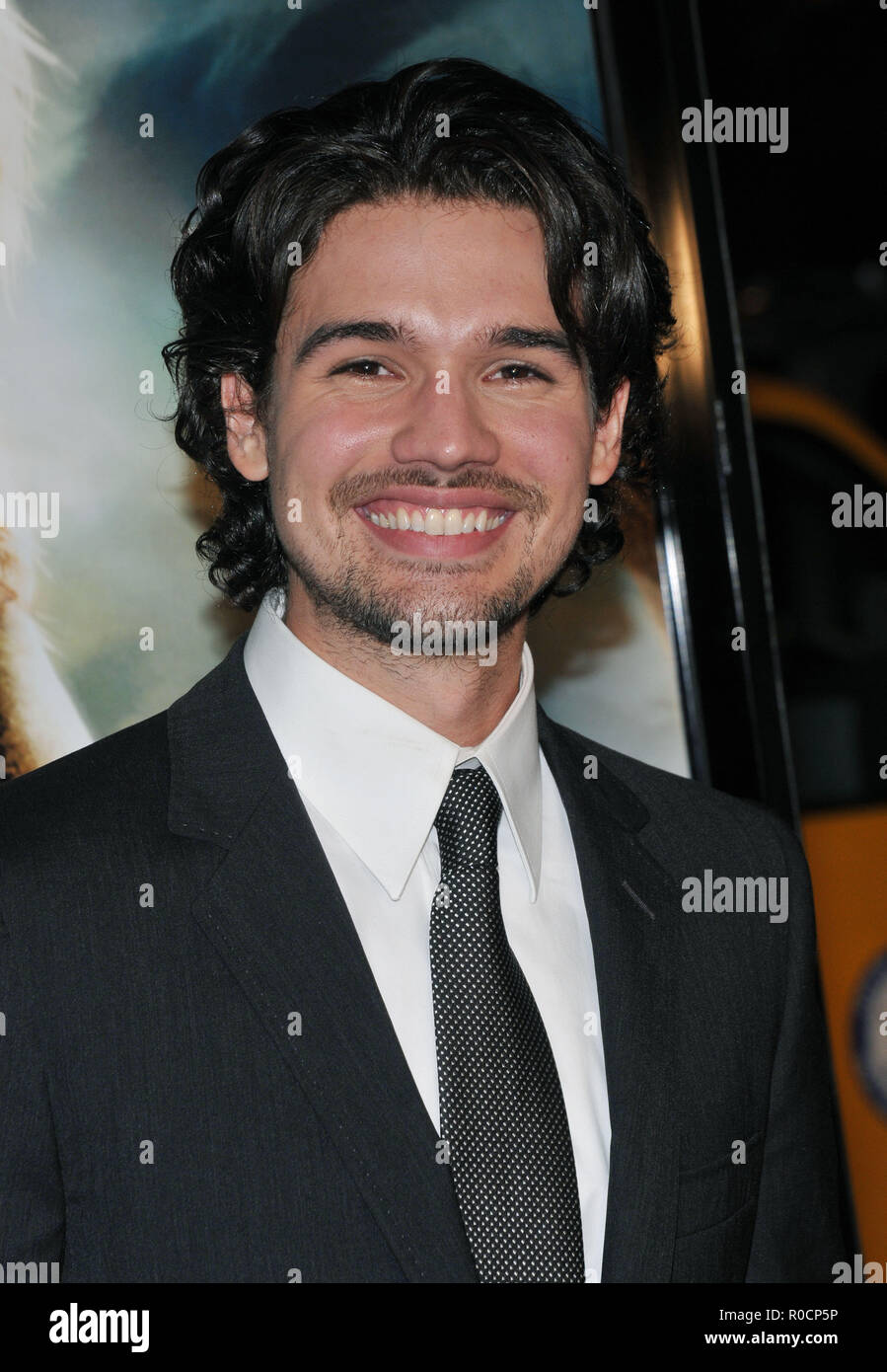 Steven Strait 10,000 BC Premiere at the Chinese Theatre In Los Angeles ...