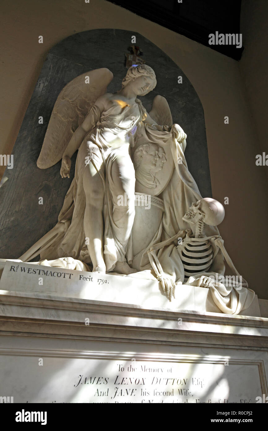 Angel leans hi-res stock photography and images - Alamy