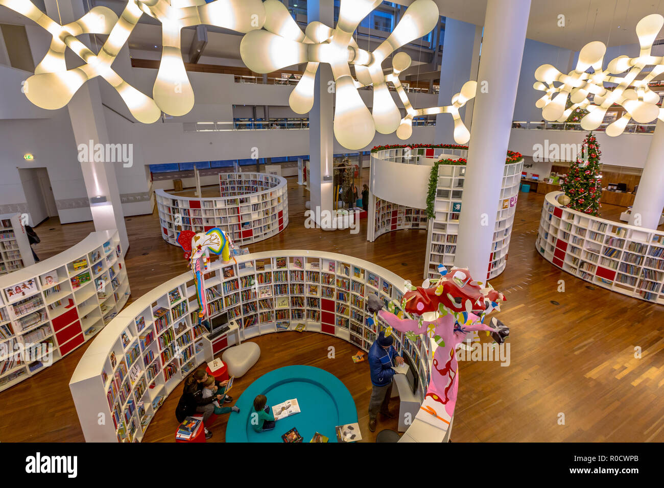 Interior public library in amsterdam hi-res stock photography and ...