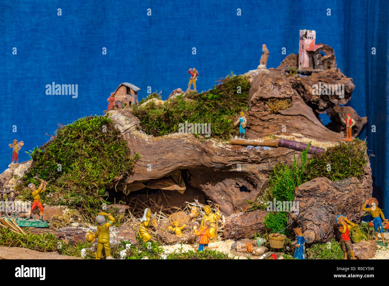 Baby Jesus, Saint Joseph and the Blessed Virgin Mary in Nativity Scene ...
