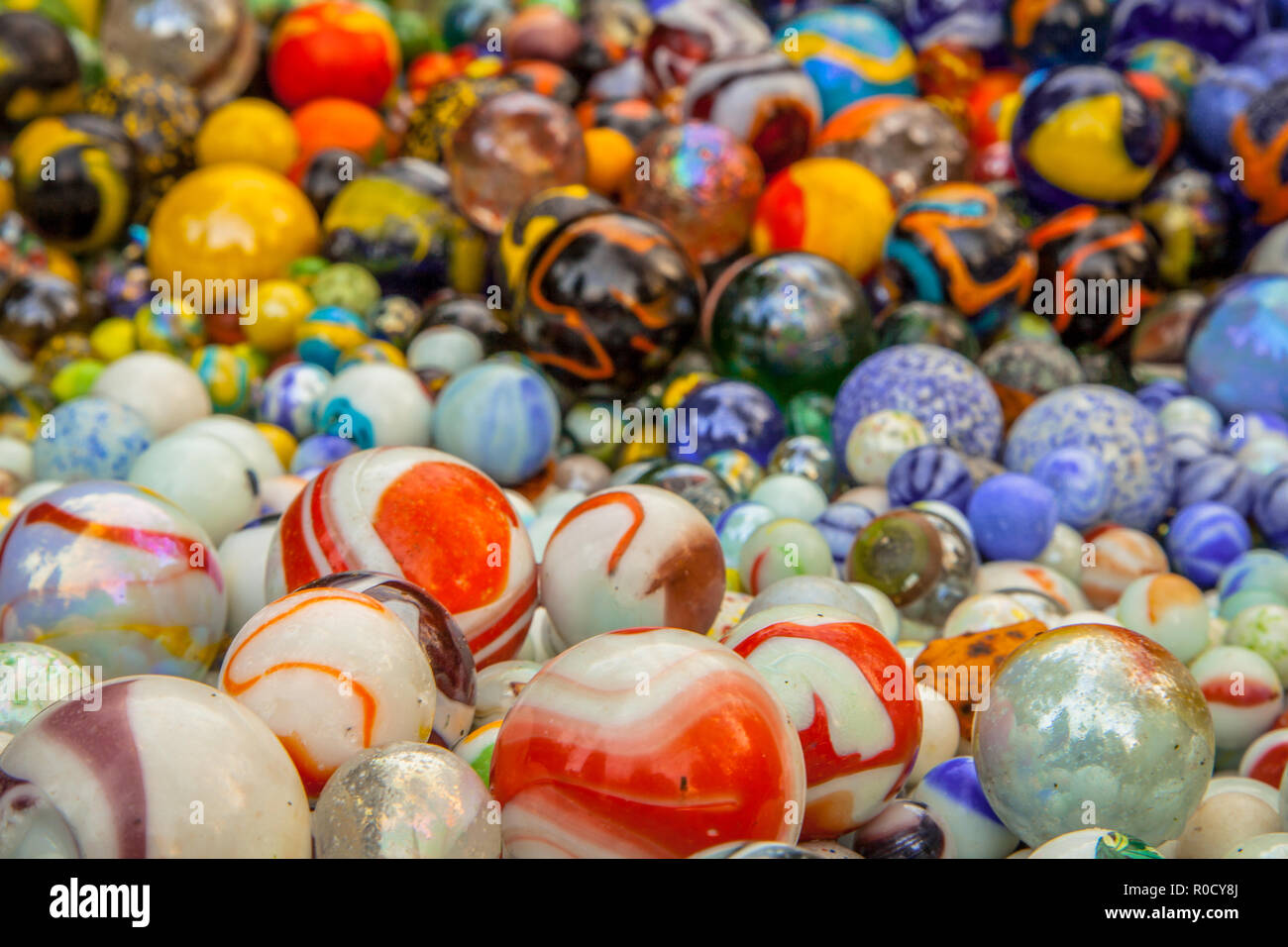 Children playing vintage marbles hi-res stock photography and images ...