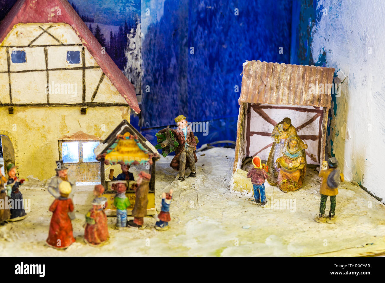 Baby Jesus, Saint Joseph and the Blessed Virgin Mary in Nativity Scene ...