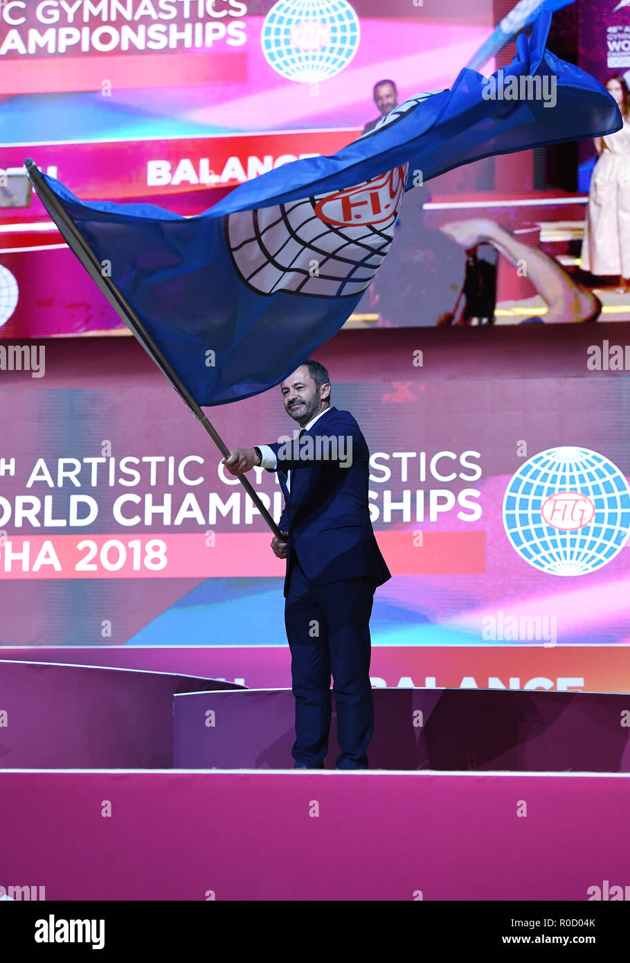 Doha, Katar. 03rd Nov, 2018. Alfons Holzl swings the FIG flag. GES ...