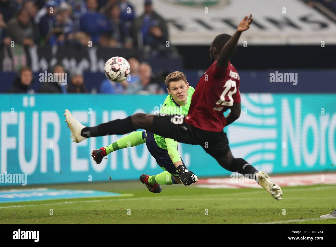 Gelsenkirchen, Deutschland. 03rd Nov, 2018. firo: 03.11.2018 Football ...