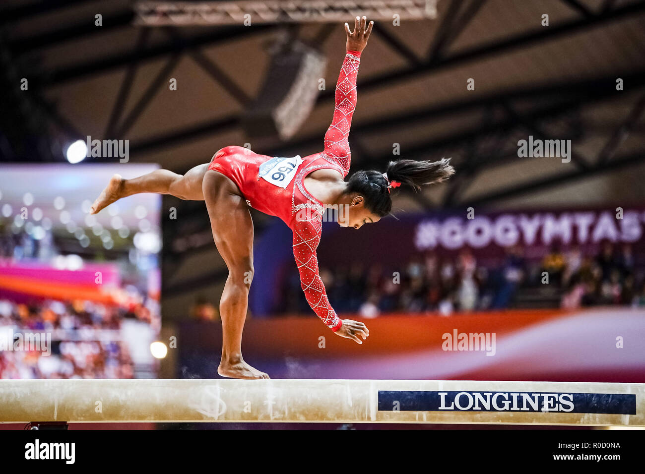 Simone biles beam hi-res stock photography and images - Alamy