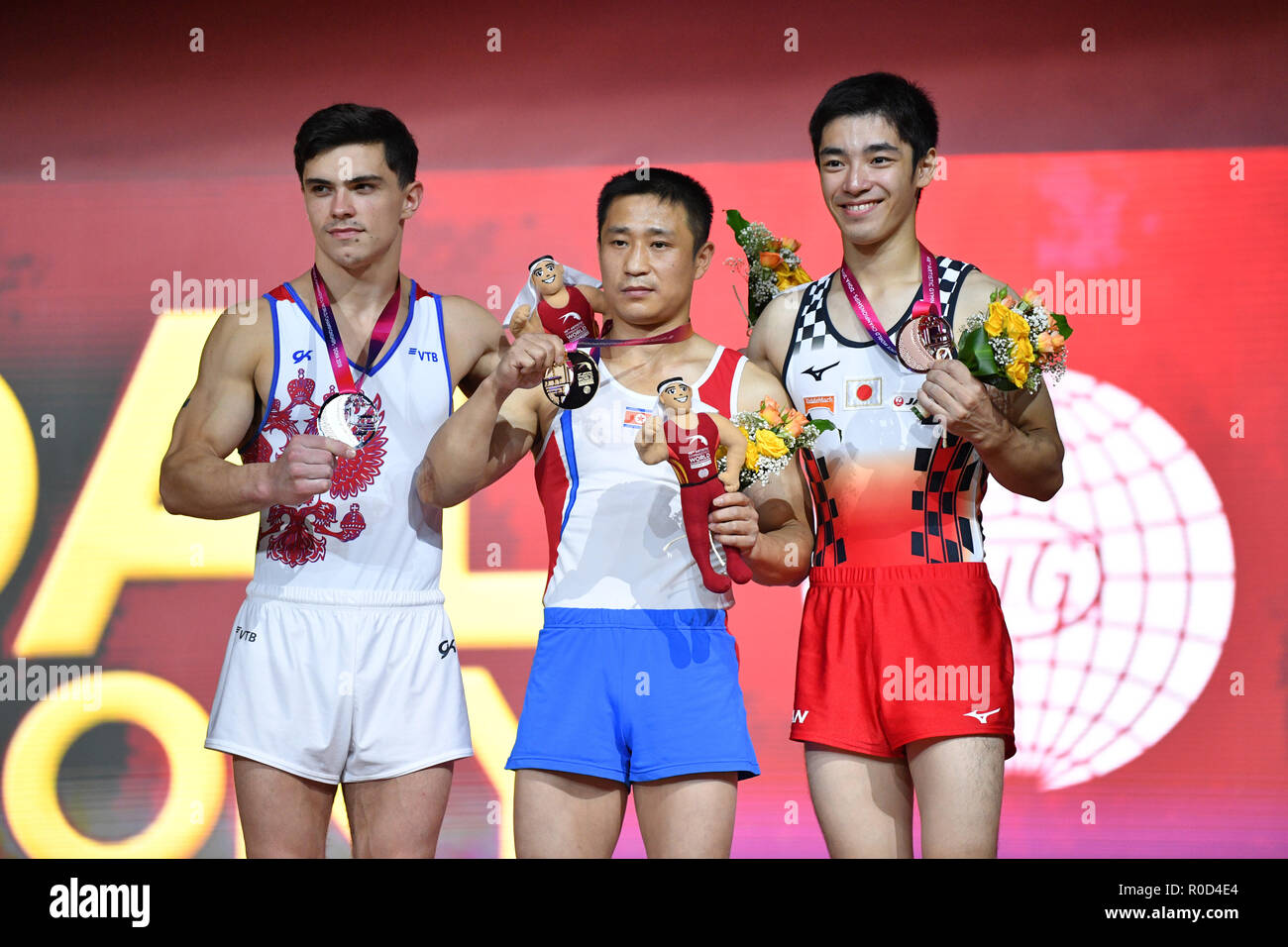 Doha, Qatar. 3rd Nov, 2018. (L-R) Artur Dalaloyan (RUS), Ri Se Gwang ...