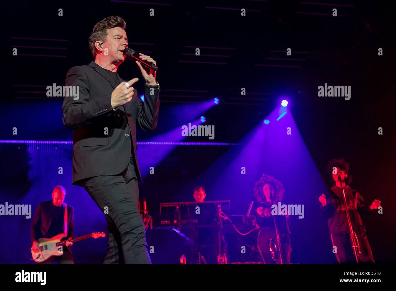 Richard paul astley hi-res stock photography and images - Alamy