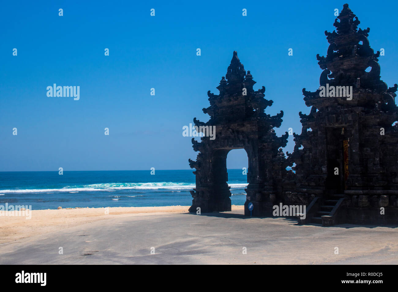 beautiful summer beach gate view photo Stock Photo - Alamy
