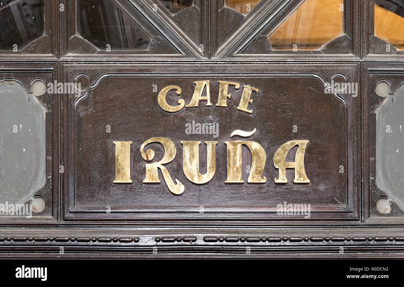 Spanish bar signs hi-res stock photography and images - Alamy