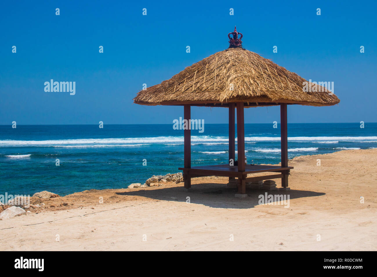 beautiful summer beach gazebo view photo Stock Photo - Alamy
