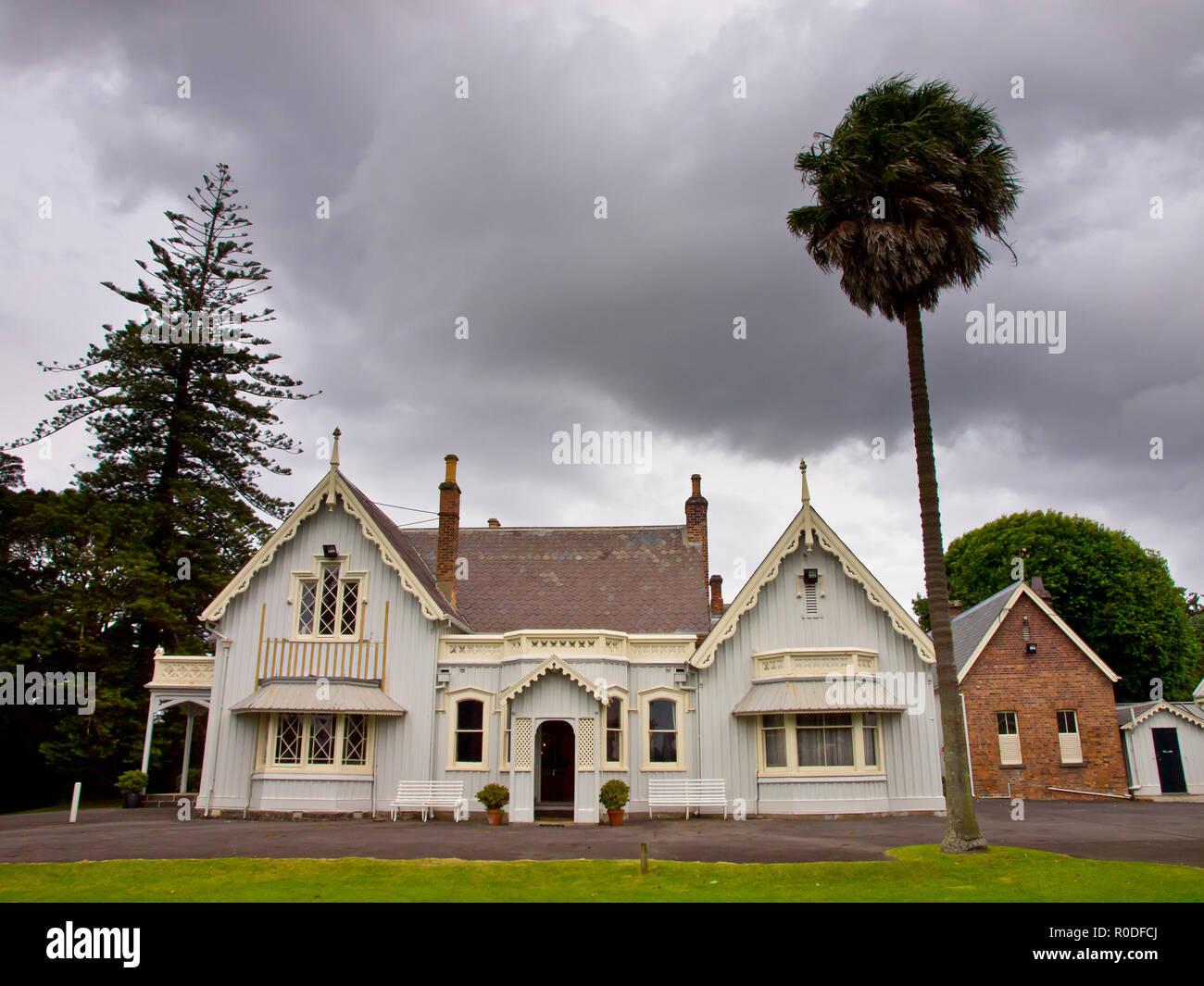 Auckland cottage hi-res stock photography and images - Alamy
