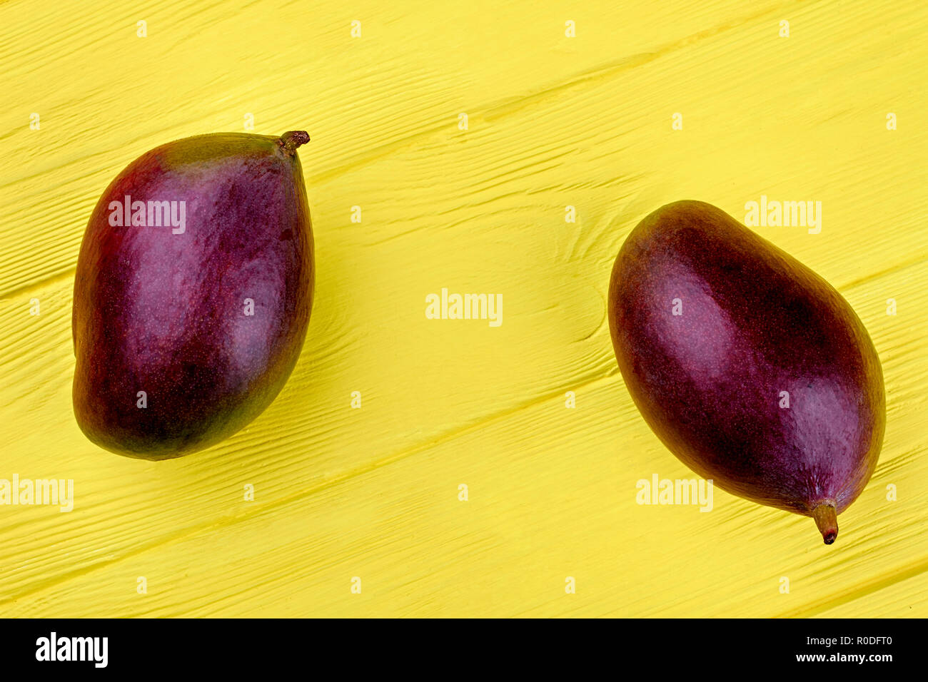 Purple mango hi-res stock photography and images - Alamy