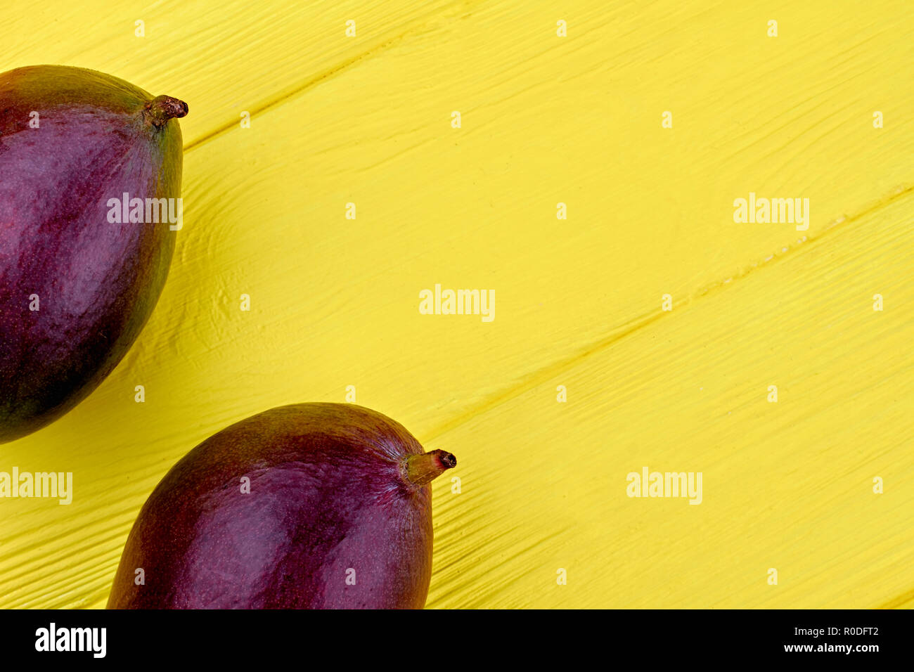 Purple mango hi-res stock photography and images - Alamy