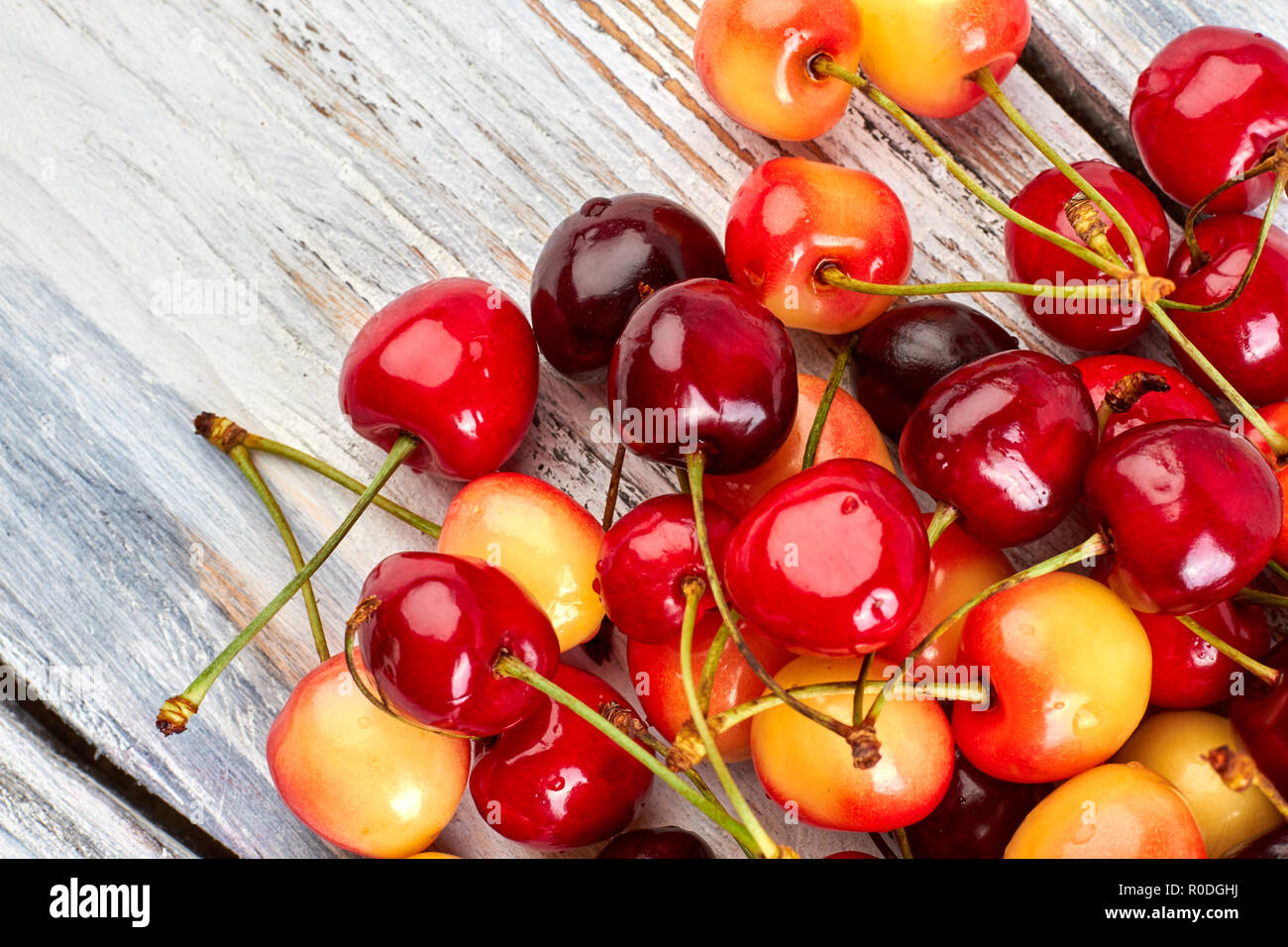 Group of ripe healthy cherries close up Stock Photo - Alamy