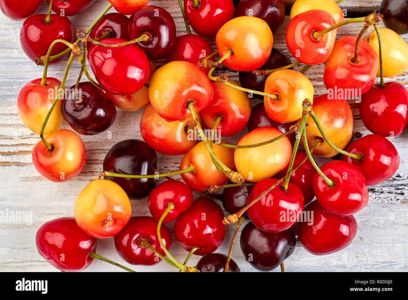 Pile of ripe healthy cherries close up Stock Photo - Alamy