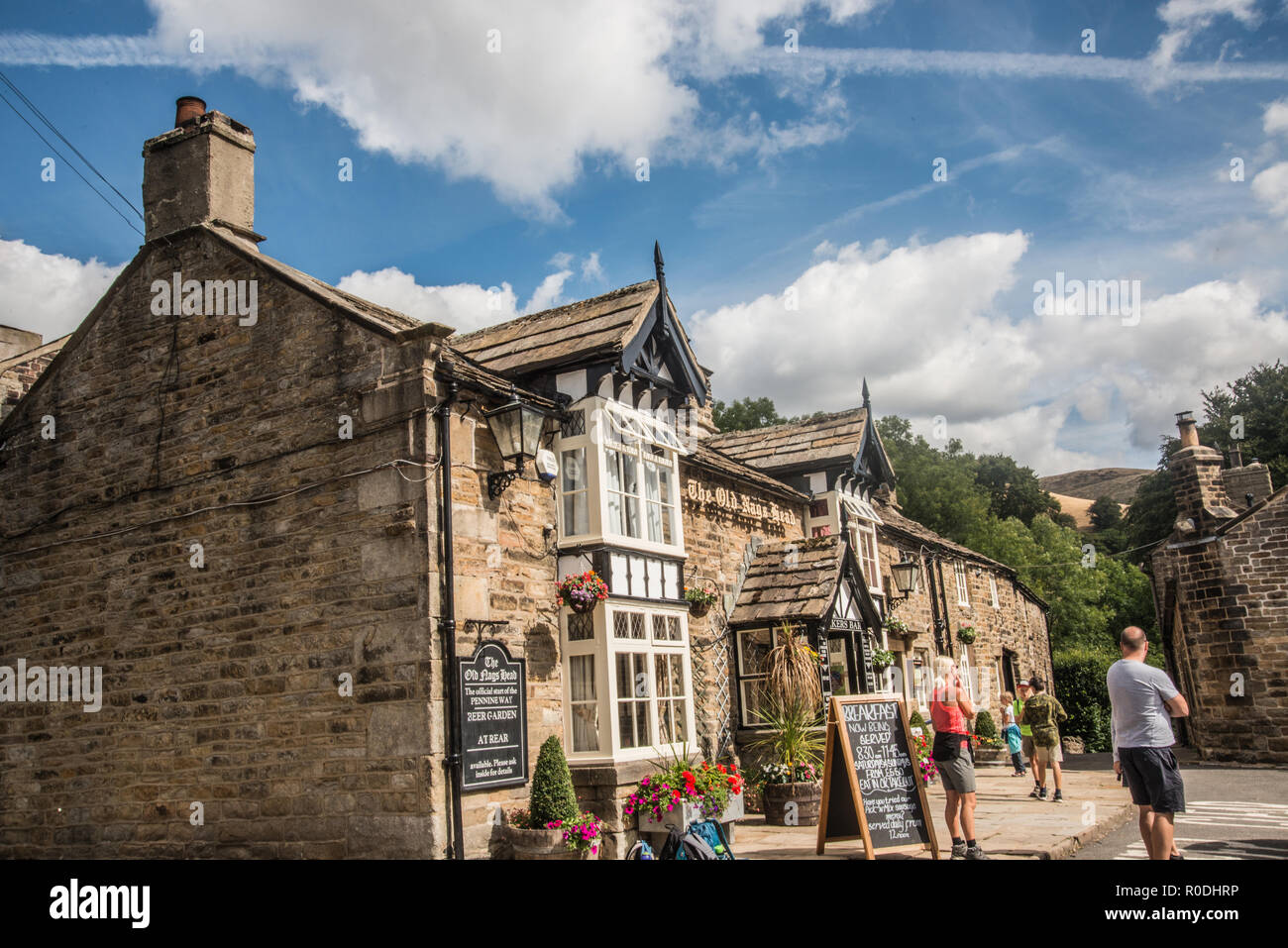 Edale pub hi-res stock photography and images - Alamy
