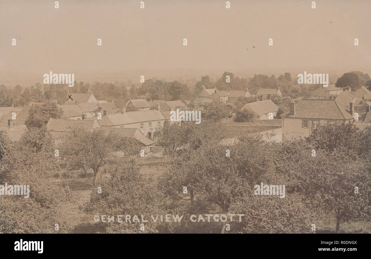 Edington village hi-res stock photography and images - Alamy