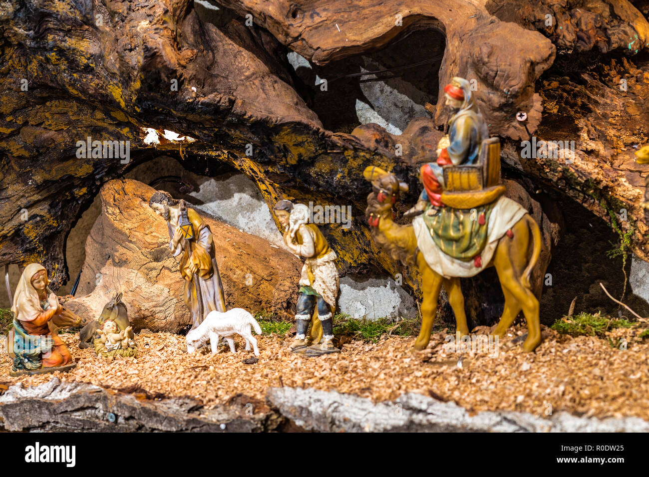 Baby Jesus, Saint Joseph and the Blessed Virgin Mary in Nativity Scene ...