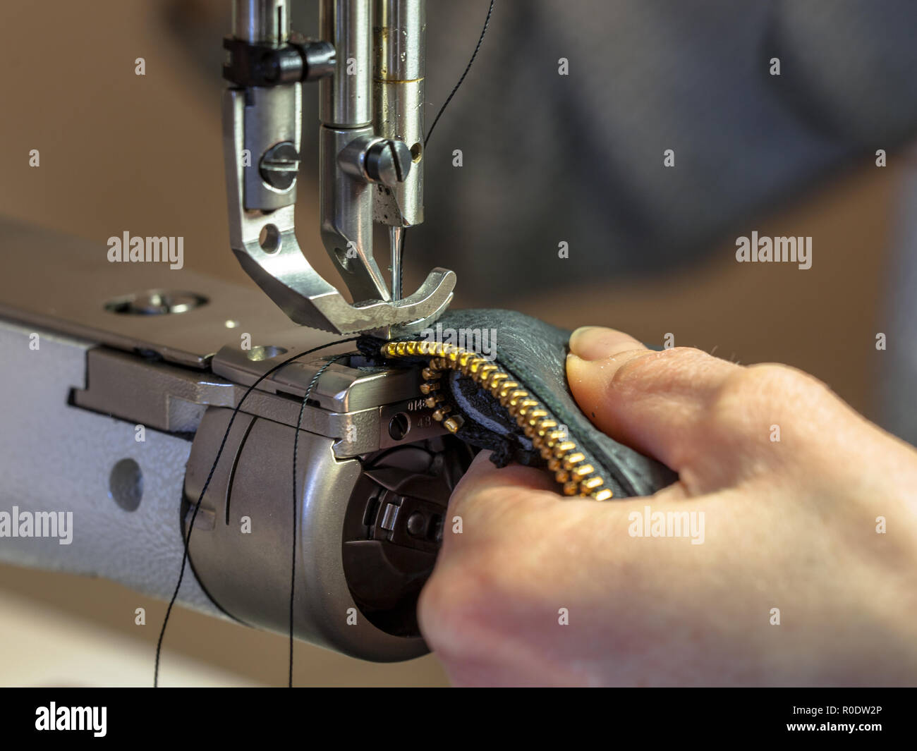 Leather sewing machine hi-res stock photography and images - Alamy