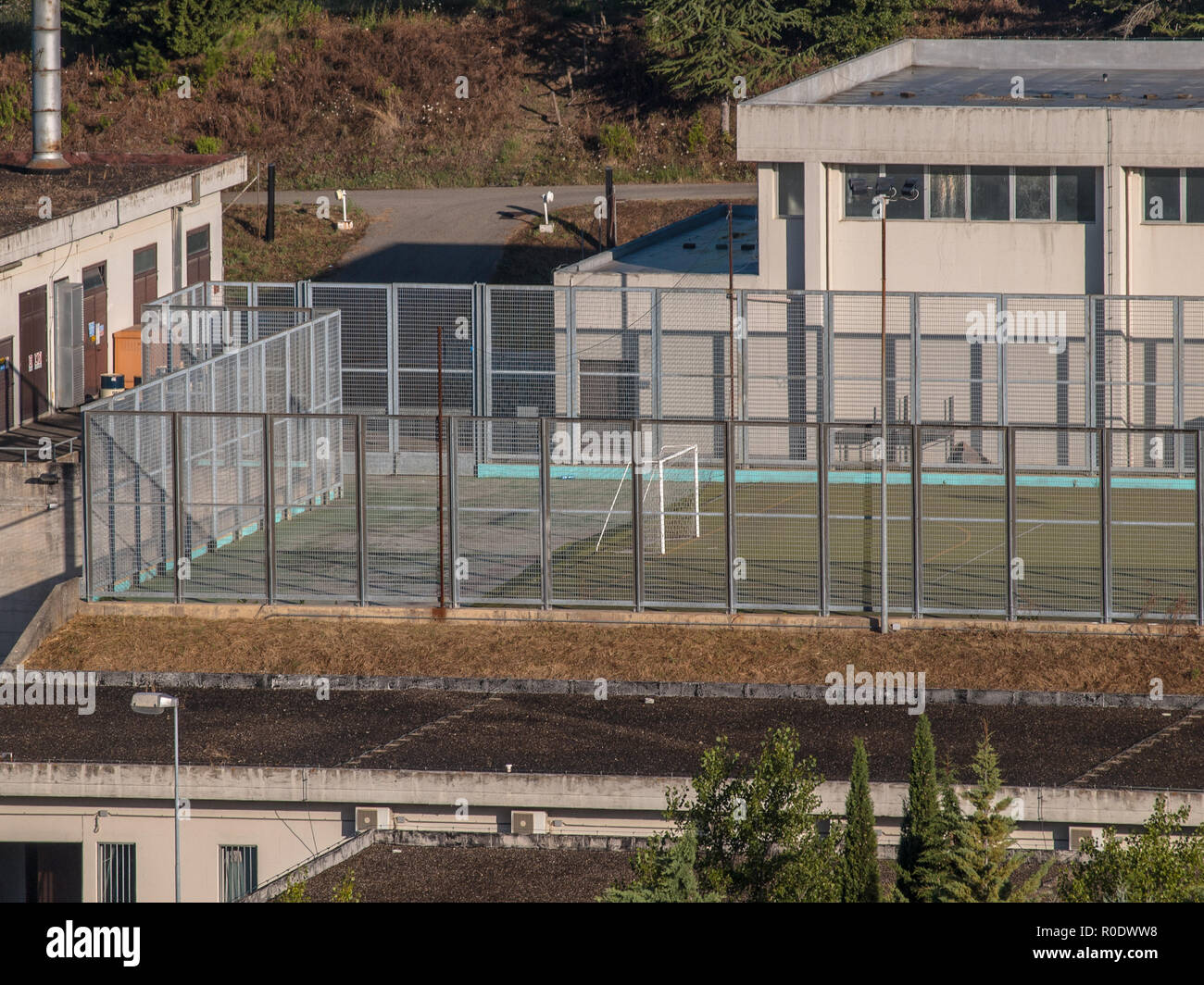 Cell gates hi-res stock photography and images - Alamy