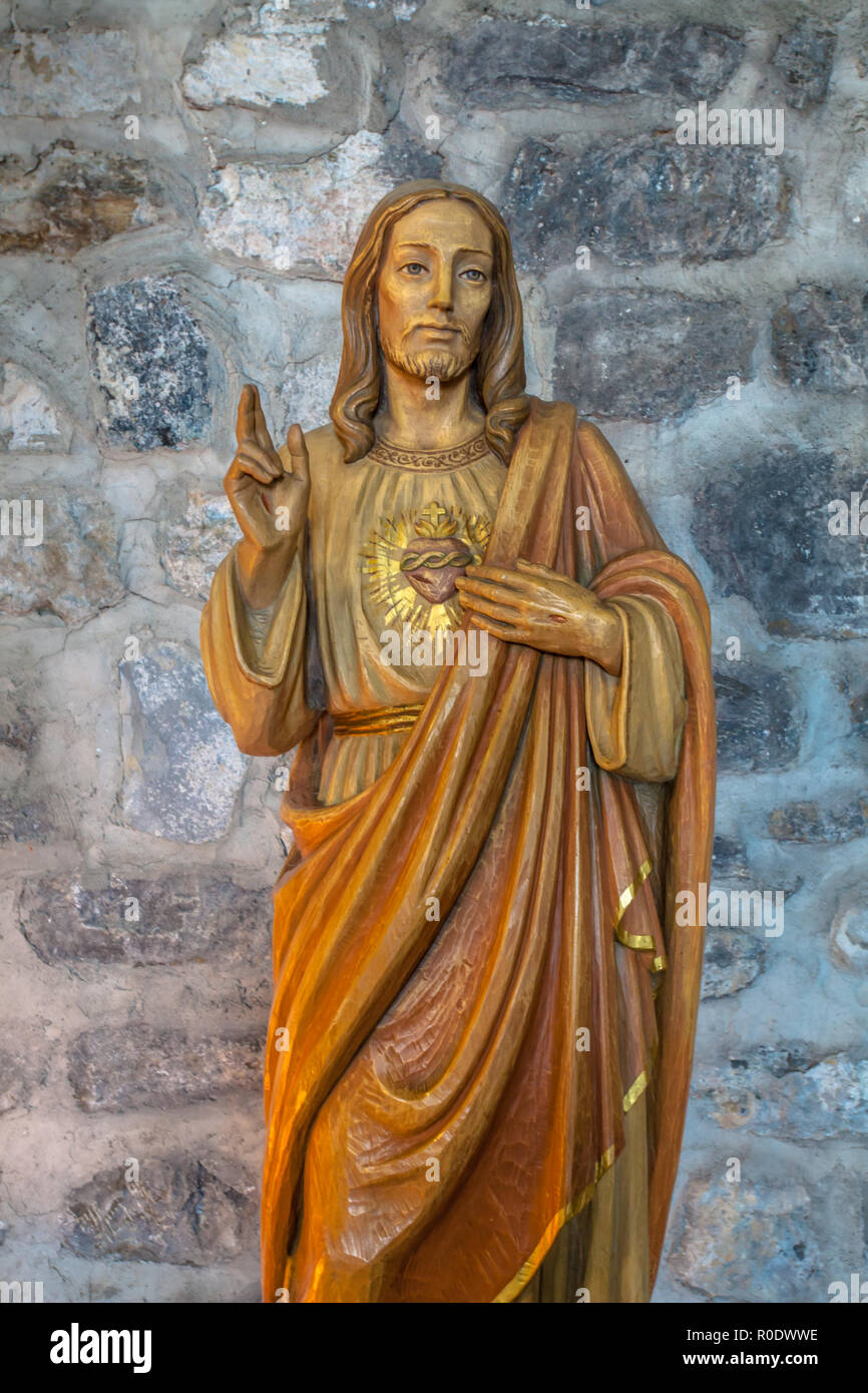 Stone carving face jesus christ hi-res stock photography and images - Alamy