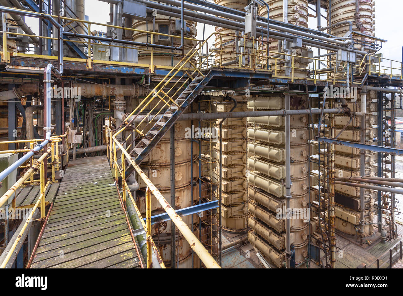 Distillation tower piping distillation tower hi-res stock photography ...