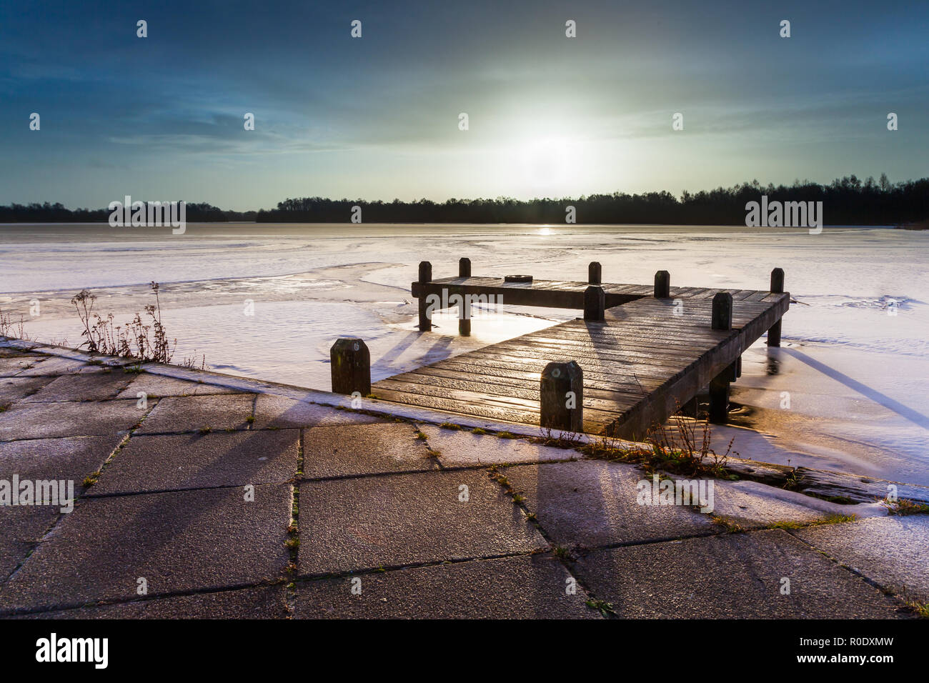 Finger jetty hi-res stock photography and images - Alamy