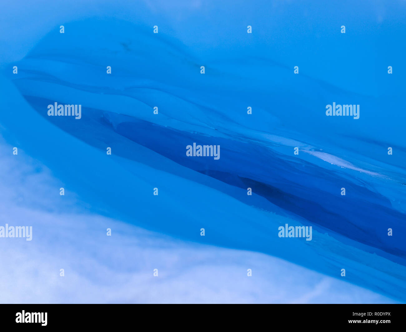 Blue hole cave new zealand hi-res stock photography and images - Alamy