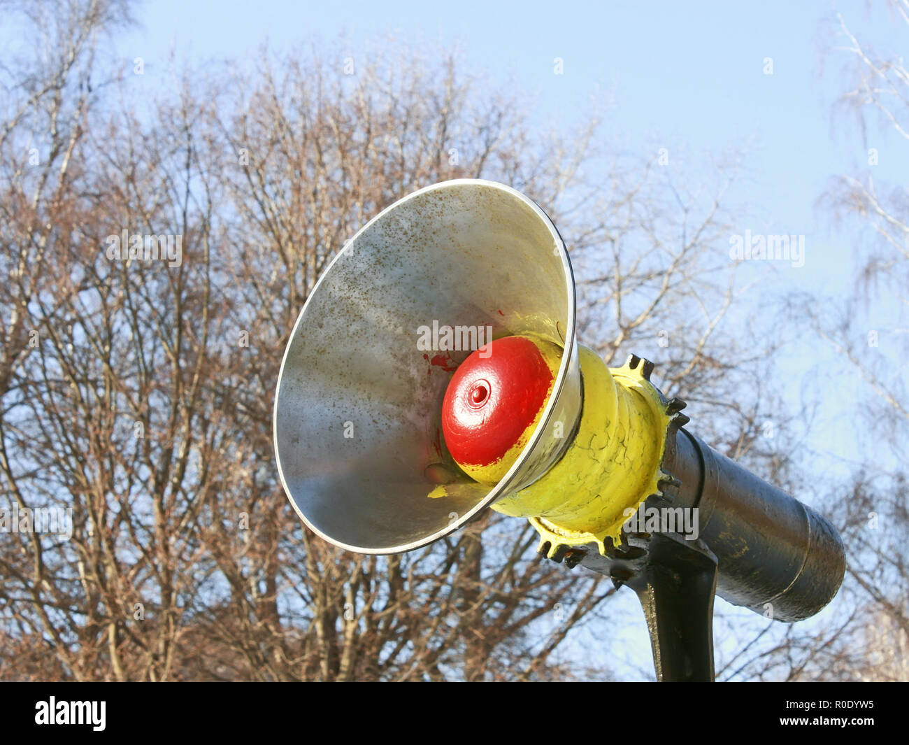Loudspeaker artwork hi-res stock photography and images - Alamy