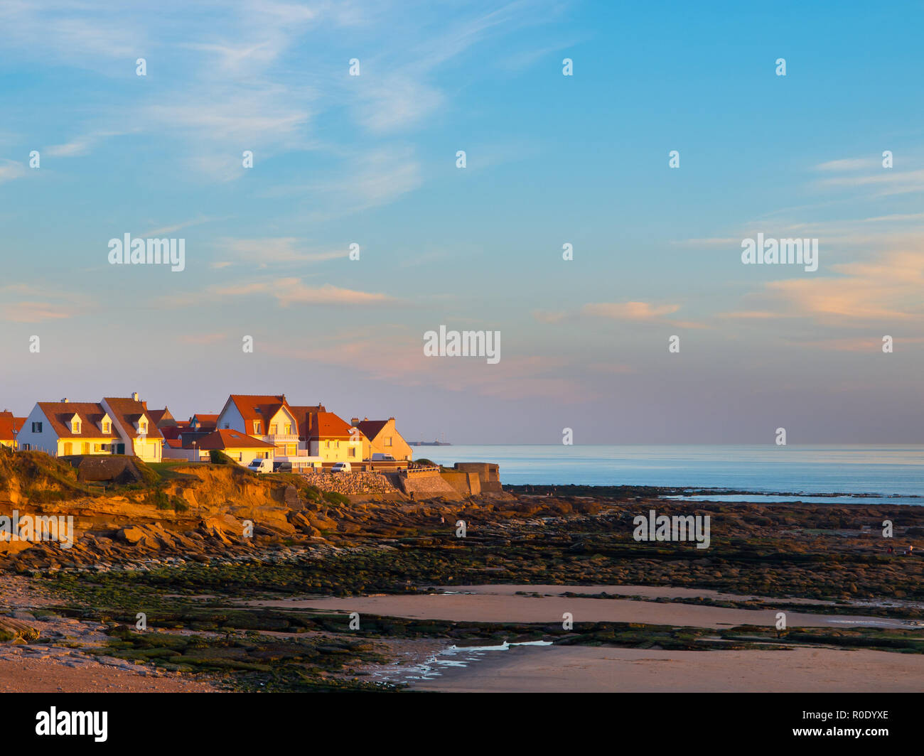 Normandy coastal village hi-res stock photography and images - Alamy