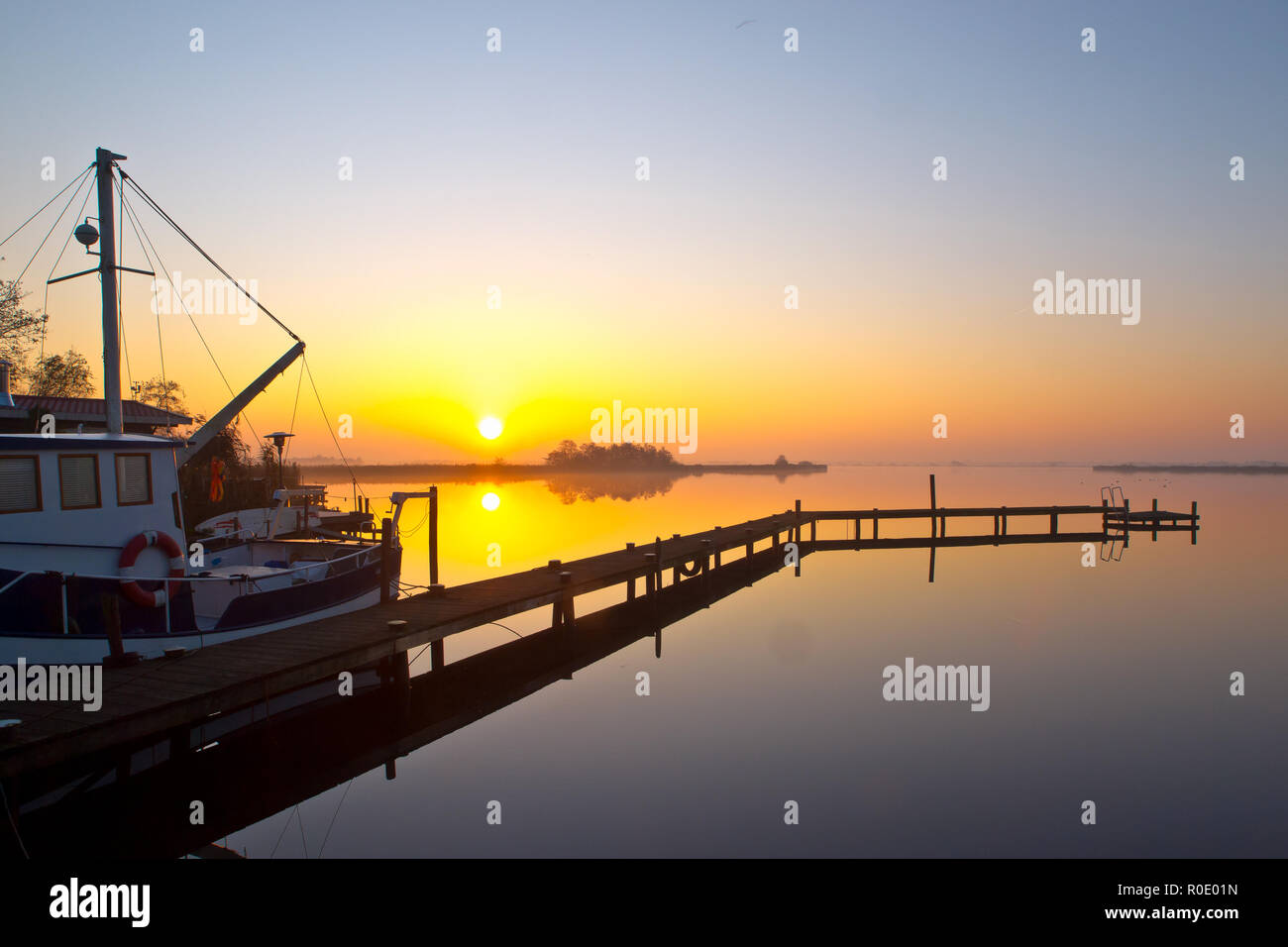 Fishing boat is ready to leave for a day of fishing Stock Photo - Alamy