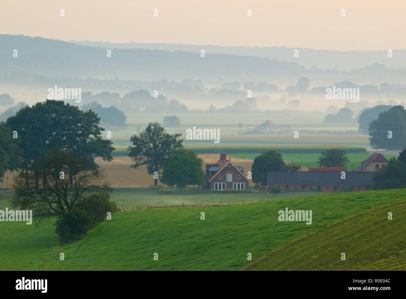 Misty farm hi-res stock photography and images - Alamy
