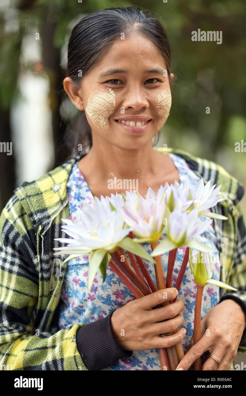 Thanaka powder hi-res stock photography and images - Alamy