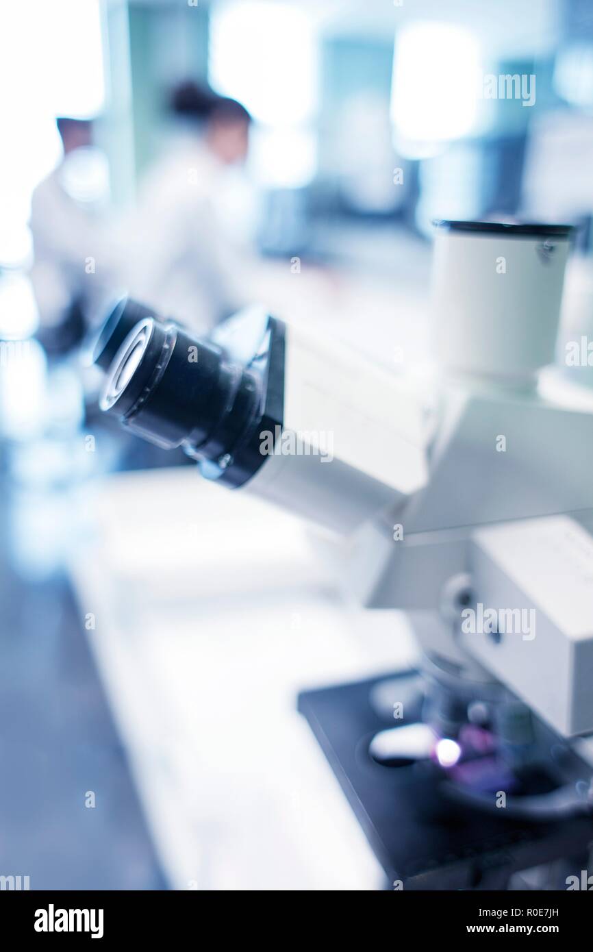 Microscope biological hi-res stock photography and images - Alamy
