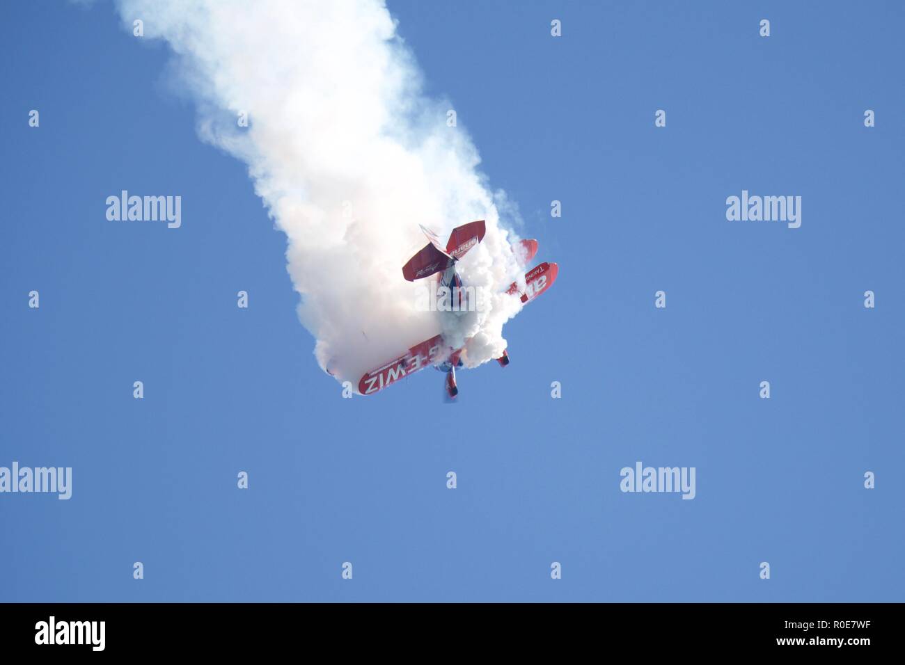 Rich Goodwin performs high energy aerobatic manoeuvres in his Super ...