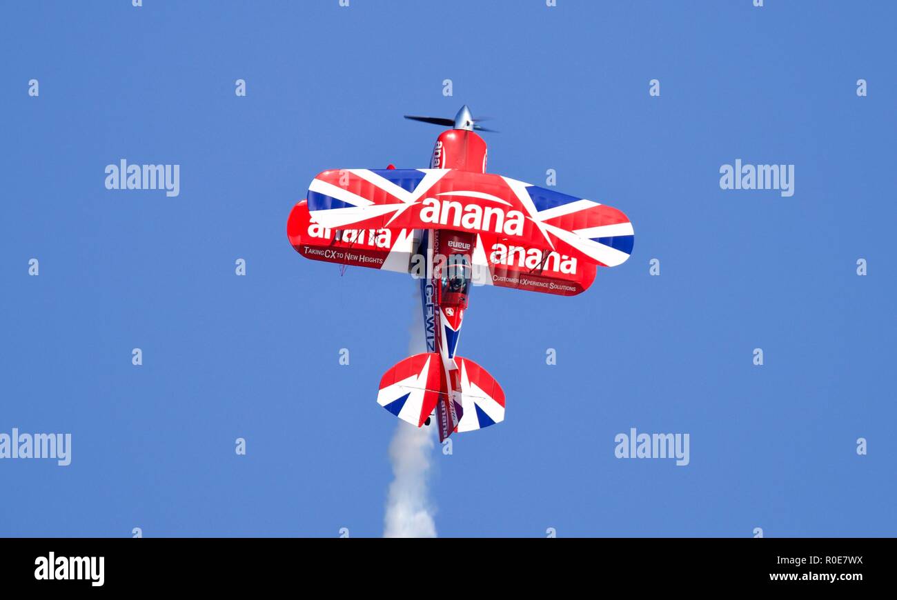 Rich Goodwin performs high energy aerobatic manoeuvres in his Super ...