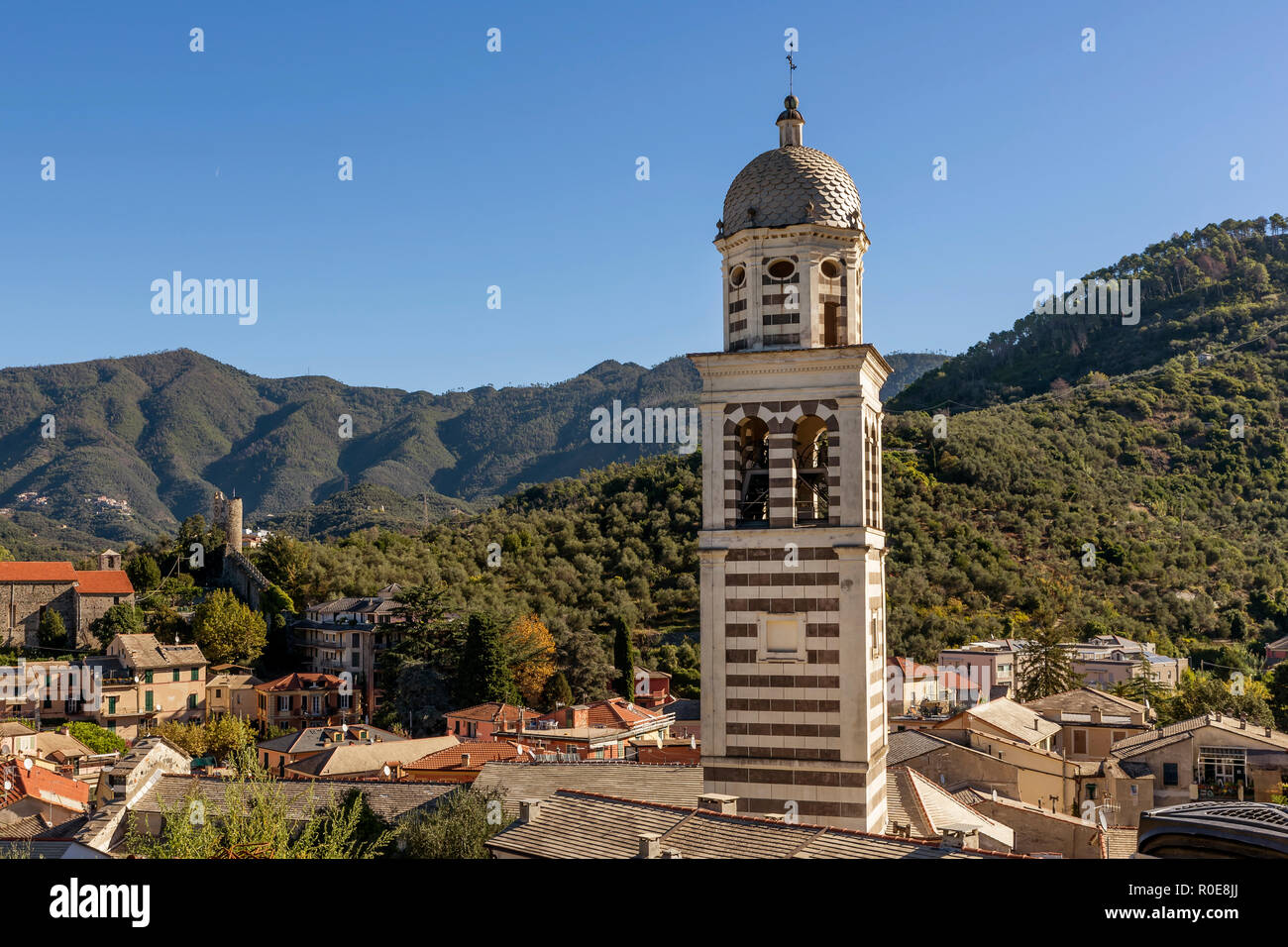 Levanto architecture hi-res stock photography and images - Alamy