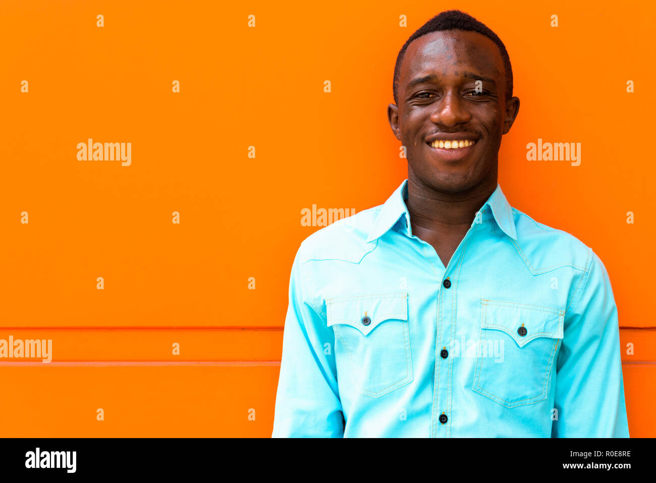 African smile hi-res stock photography and images - Alamy